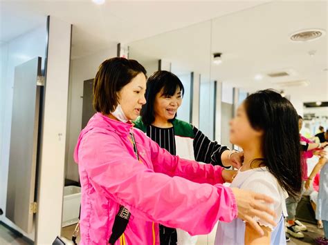 本土暖心企業 封館一小時讓家扶兒少添新衣