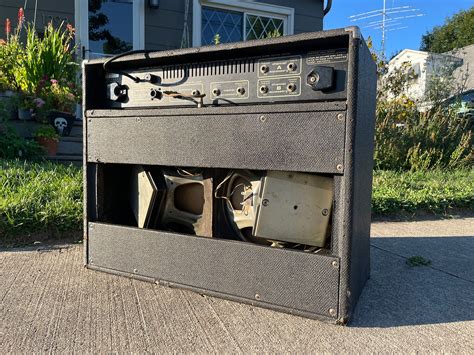 Sunn Beta Lead 2x12 Combo Guitar Amplifiers Akron Ohio Facebook