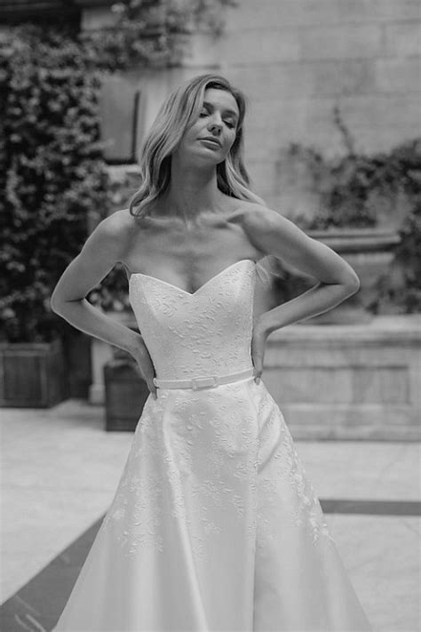 Vivaldi (Hand painted)