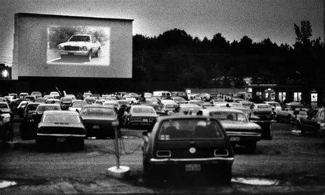 20 Vintage Photos Of Classic Drive In Movie Theaters Across America