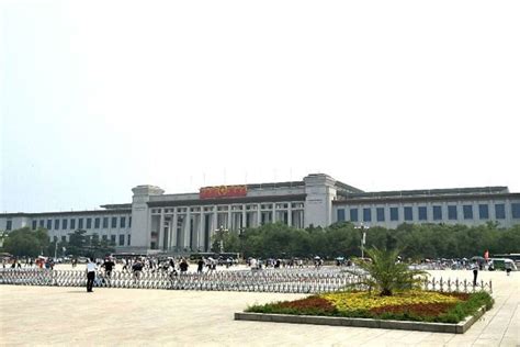 2023天安门广场游玩攻略天安门广场是世界上最大的广【去哪儿攻略】