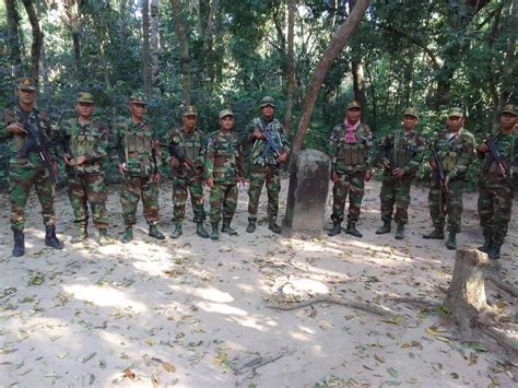 កងកម្លាំងកងពលតូចថ្មើរជើងលេខ៤២ បន្តចាត់កម្លាំងល្បាតតាមខ្សែបន្ទាត់ព្រំដែនកម្ពុជា ថៃ សារព័ត៌មាន