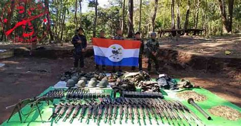 အမ်းမြို့တိုက်ပွဲမှ ထွက်ပြေးလာသူ စစ်သား ၁၇ ဦးကို လက်နက်ခဲယမ်းများနှင့်အတူ ဖမ်းဆီးရမိ