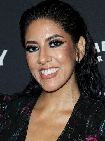 Stephanie Beatriz Actor Brooklyn Nine Nine Stephanie Beatriz Talks