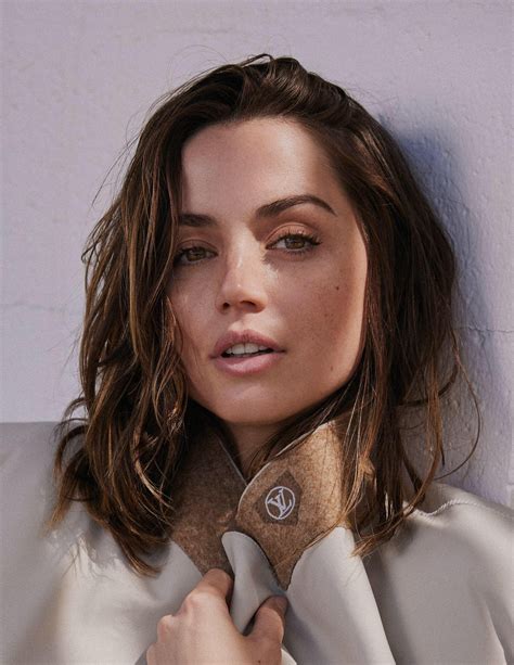 Ana De Armas No Time To Die Rgeekboners