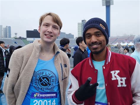 [경기수원국제하프마라톤] 수원 시민으로 참가한 외국인 참가자들
