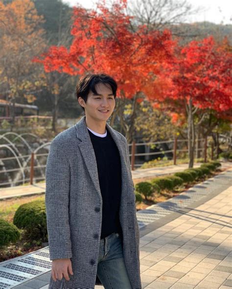 Lee Ik Jun 이익준 Hancinema