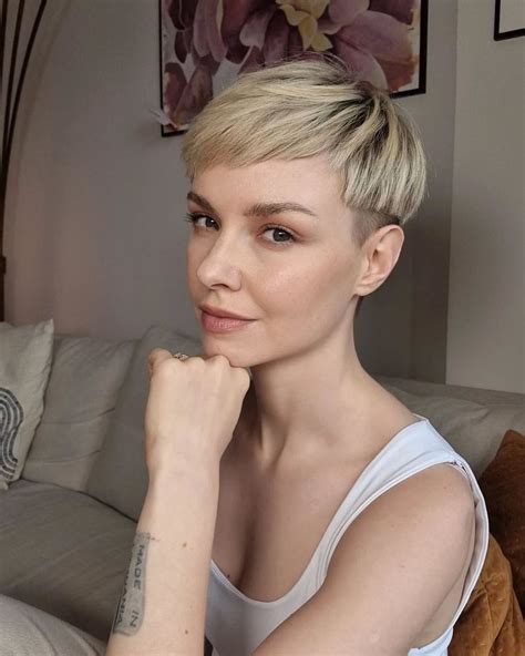 32 Pixie Cut With Undercut Styles Trending In 2025