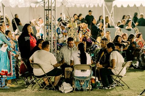 28th Annual San Manuel Pow Wow Brings 1 000 Dancers And Drummers To San
