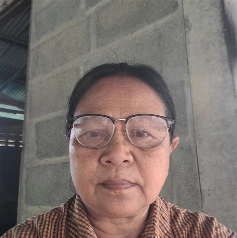 คนน้ำกรดไม่เข้ากัน เกษตรกรชาวสวนยางพารา อาชีพหลัก เสวียนโสมาศรี