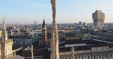 높은 건물에서 바라본 도시 풍경 사진 Unsplash의 밀라노 이미지