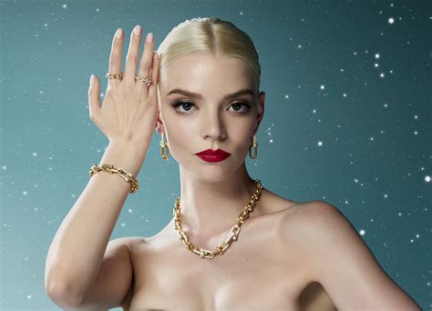 Tiffany And Co Unveils Its 2024 Holiday Campaign With Love Since 1837