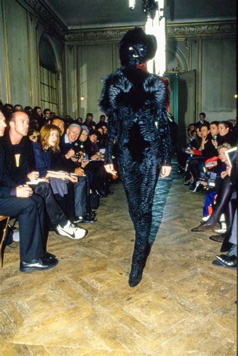 Olivier Theyskens Fall 1998 Ready To Wear Collection Runway Looks