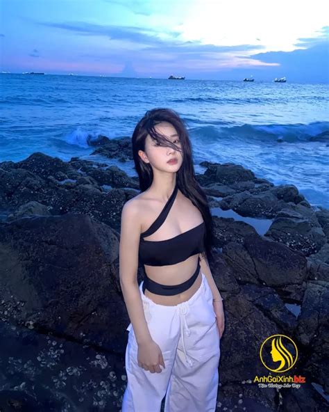 Nguyễn Diệu Linh tiktok giản dị dễ thương với nụ cười tỏa nắng Ảnh gái xinh ảnh gái đẹp sexy