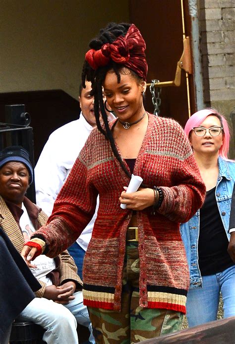 Rihanna Spotted On Oceans Eight Set See Pics Billboard