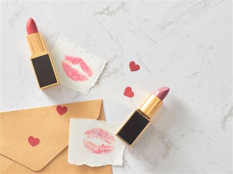 Tampil Cantik Di Hari Valentine Dengan 5 Pilihan Lipstik Pink Berikut Ini Beauty Journal