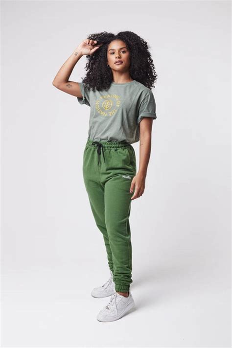 Lara B Cosmos Model Management