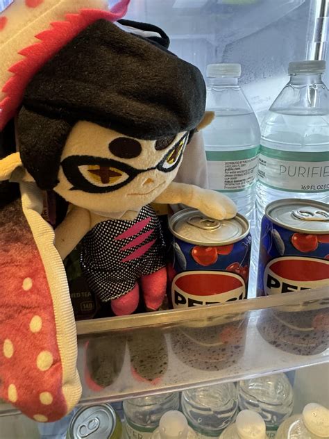 She Just Got Here And Shes Already Trying To Steal My Pepsi Rsplatoon