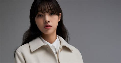 올 겨울 패션트렌드 ‘아우터는 짧게 부츠는 길게