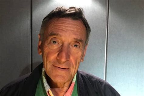 Preminuo Glumac Stephen Greif Glumio Je U Seriji Kruna