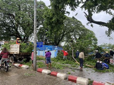 ဆိုင်ကလုန်းမုန်တိုင်း မိုခါ Mocha ဝင်ရောက်တိုက်ခိုက်မှုကြောင့် တိုင်းဒေသကြီး ပြည်နယ်များရှိ ရပ