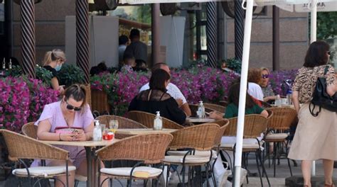 ИНФЛАЦИЈАТА ВО АВГУСТ ДОСТИГНА РЕКОРДНИ 14 2 ОТСТО НАЈМНОГУ ПОСКАПЕ ТУРИСТИЧКОТО СМЕСТУВАЊЕ И