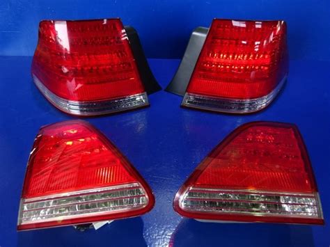 【やや傷や汚れあり】トヨタ クラウン Grs182 18系 ロイヤルサルーン 純正 左右セット 前期 テールランプ フィニッシャー 左右セット
