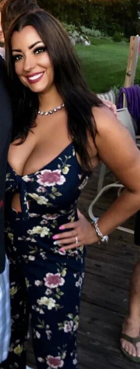 Perfect Busty Milf Rbigtitsbutclothed