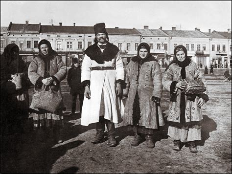 14 Rare Vintage Photos Of Daily Life In Galicia Eastern Europe From