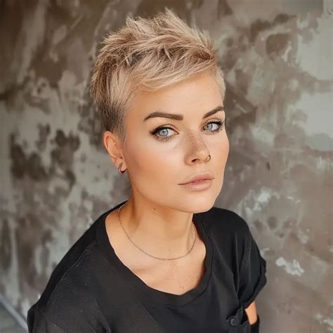 Rock The Short Shaggy Bob For A Playful And Stylish Look Needlestar