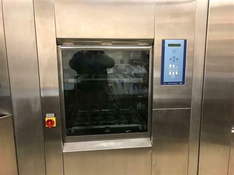 Getinge Lab Washer Sterilizer Disinfectors Model S 8666