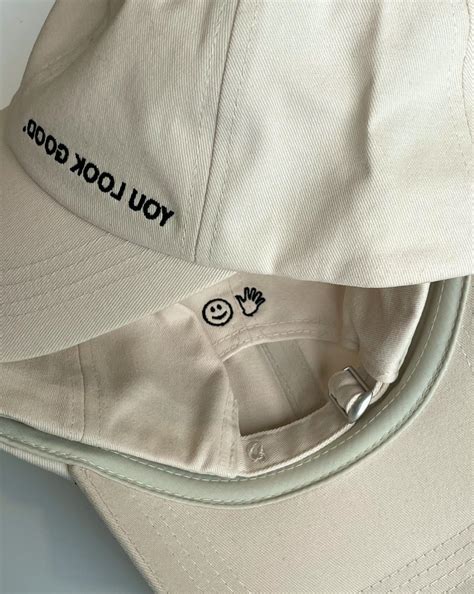 You Look Good Cap Glossier