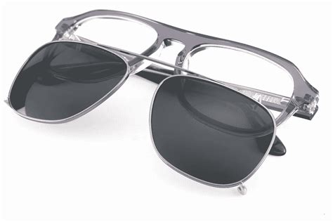 Sunglasses For Men Vs Sunglasses For Women