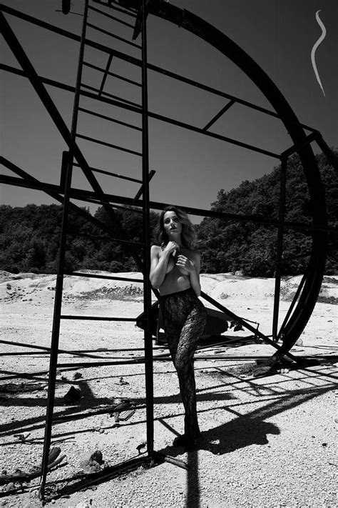 Sadie Gray Nsfw Rsexywomanoftheday