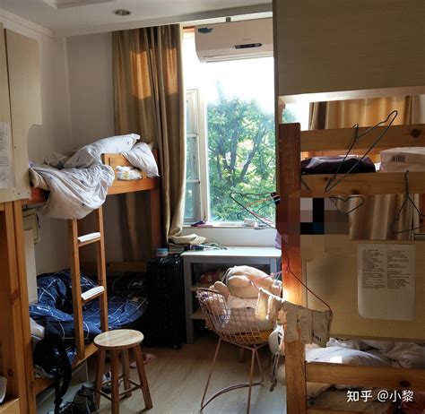 看一下我们的宿舍 知乎