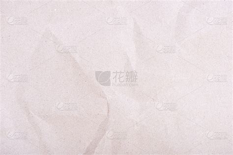 皱巴巴的牛皮纸背景