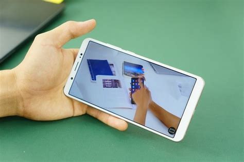 Oppo F Youth Launch Mp Selfies Camera With A I Beauty Technology