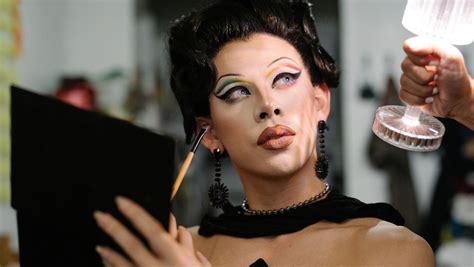 How To Create Stunning Drag Makeup Looks The Drag Queen Store