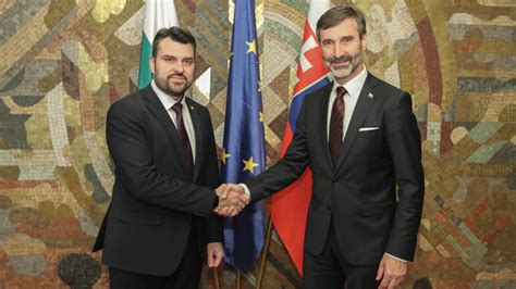 Министър Георг Георгиев разговаря със словашкия си колега Новини бг