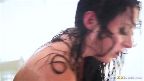 Cuzão Mega Gostoso É Arrombado No Primeiro Porno Hd Da Morena Rabuda