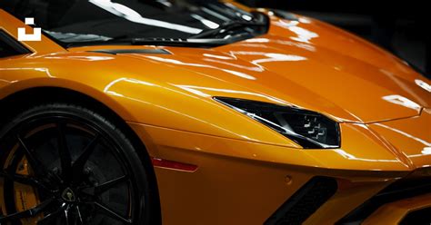 주황색 스포츠카 사진 Unsplash의 무료 자동차 이미지