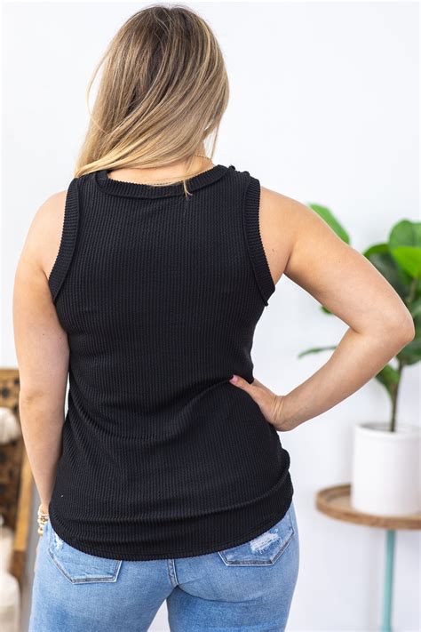 Black Sleeveless Solid Ribbed Knit Tank · Filly Flair