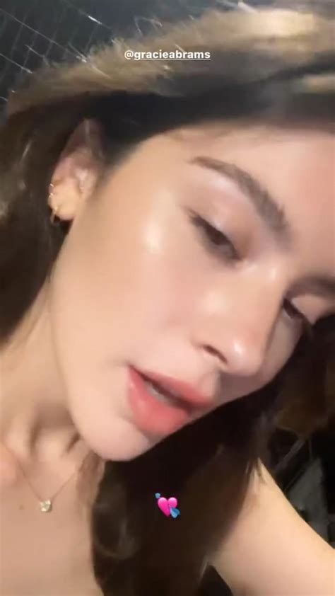 Gracie Abrams Fotografi Keluarga Fotografi