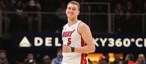 Nba Playoffs Prizepicks Player Predictions Wednesday 424 Bettingpros