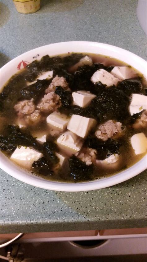 紫菜豆腐肉丸湯