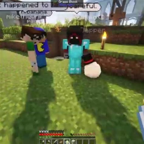 Pin By Veve Maciel On Geek Minecraft Youtubers Geek Stuff Youtubers