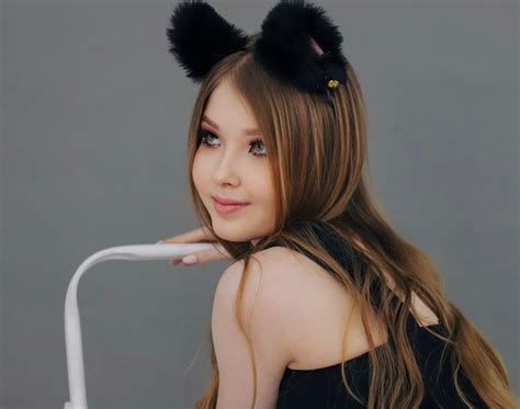 Cuteemiliya Cam Model Profile Stripchat