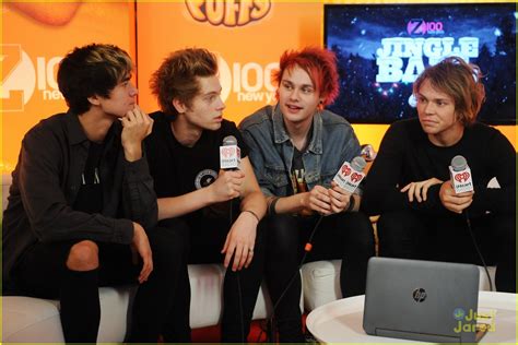 5 Seconds Of Summer Were Reunited Again At Iheartradios Jingle Ball In