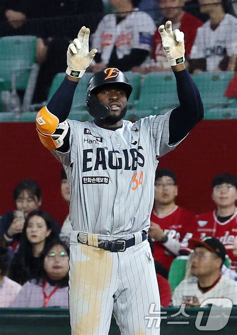 교체설 돌았는데 반등 성공닮은 꼴 디아즈와 플로리얼