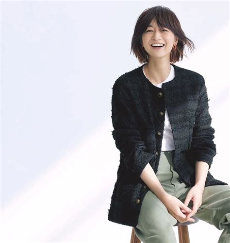 富岡佳子 Private Life エクラプレミアム Web Eclat 50代女性のためのファッション、ビューティ、ライフスタイル最新情報